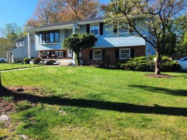 144 Dumas Rd, Cherry Hill, NJ 08003