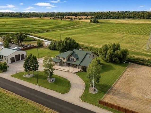 144 E 400 N, Blackfoot, ID 83221