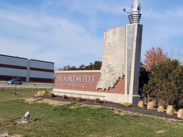 144 E Center Dr, Mooresville, IN 46158 | Compass