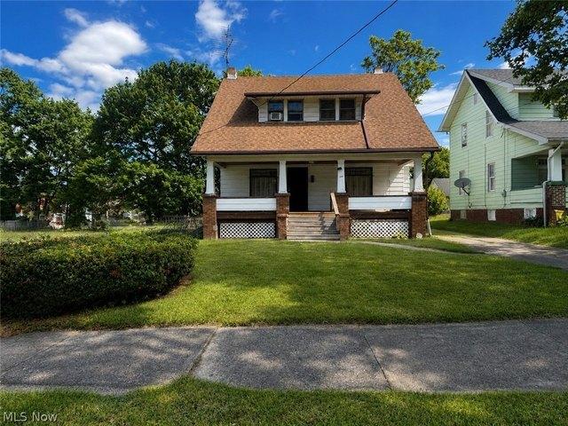 144 E Lucius Ave, Youngstown, OH 44507