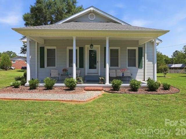 144 E Park Rd, Ellenboro, NC 28040