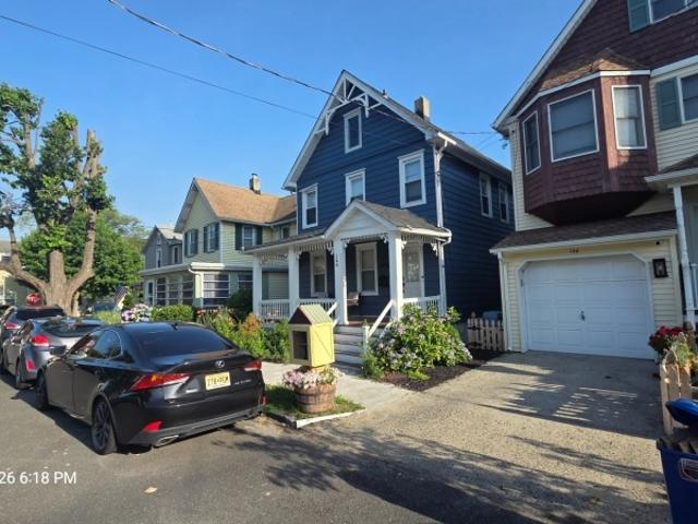 144 Embury Ave