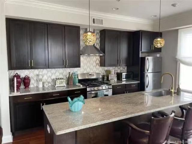 144 East Ave #B202, Norwalk, CT 06851