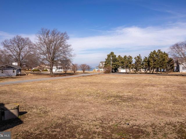 144 Essex Pl, Montross, VA 22520 | MLS #VAWE2010