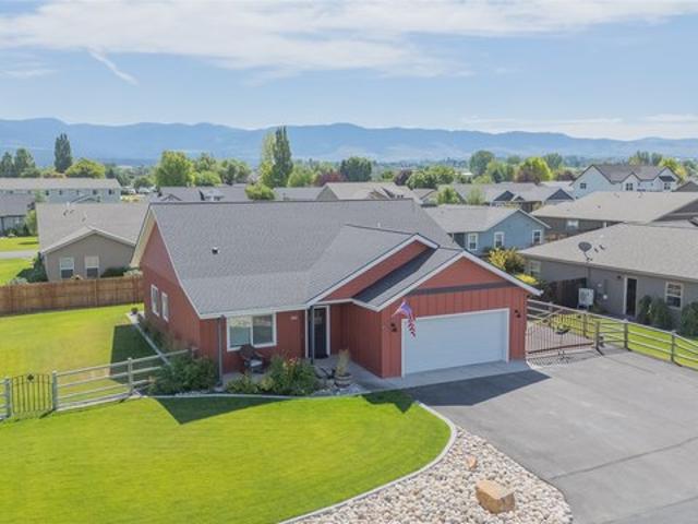 144 Farm Land Ln, Corvallis, MT 59828
