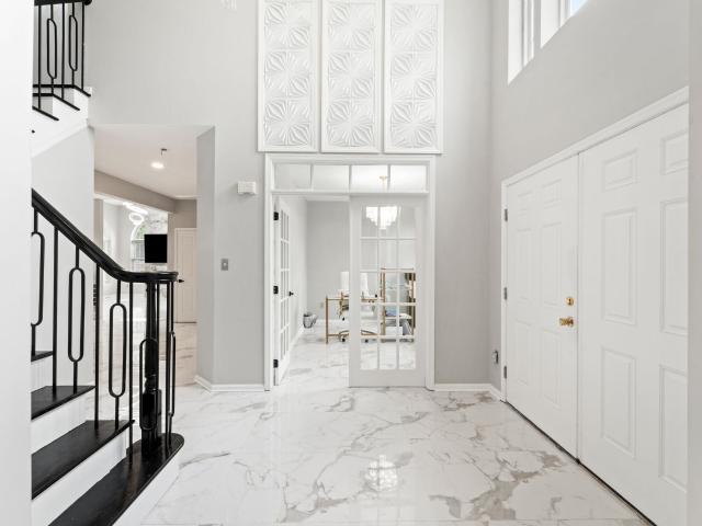 144 Knights Bridge Way
