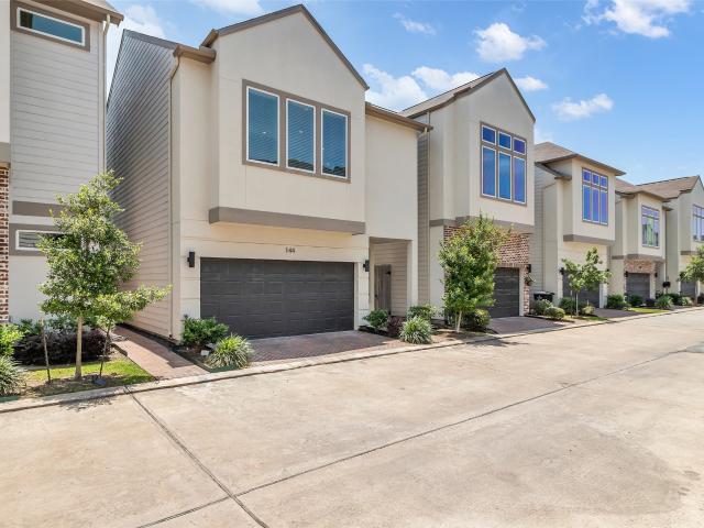 144 Knightsbridge Park Ln, Houston, TX 77022 | MLS #85432 | Compass