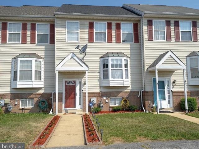 144 Hawk Dr, Newark, DE 19702