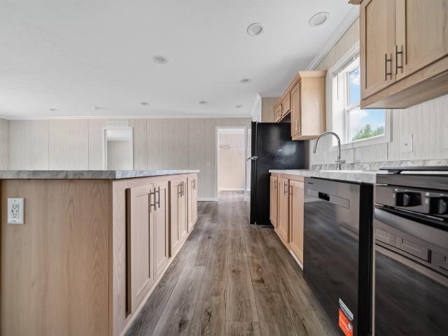 144 imperial way