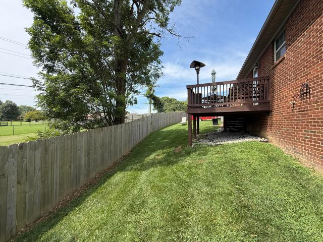 144 Oak Meadow Dr Drive