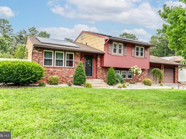 144 Oak Pines Blvd, Pemberton, NJ 08068