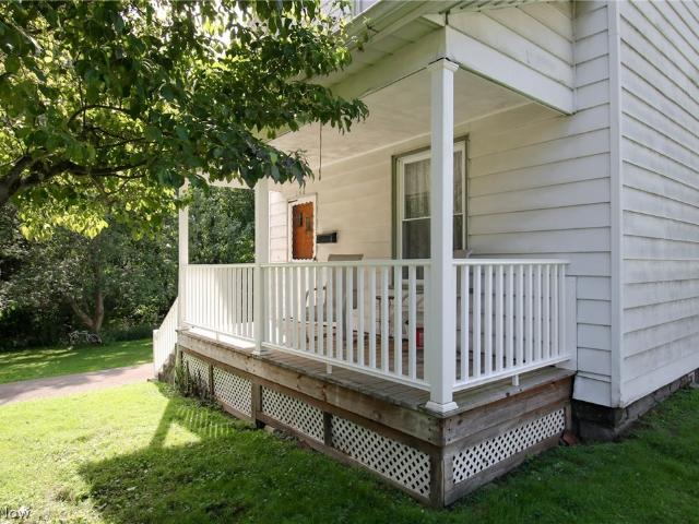 144 Oakview Avenue
