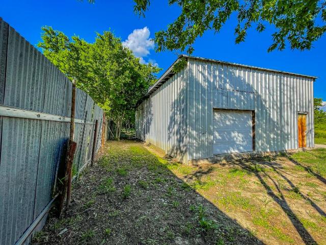 144 Old Bastrop Rd