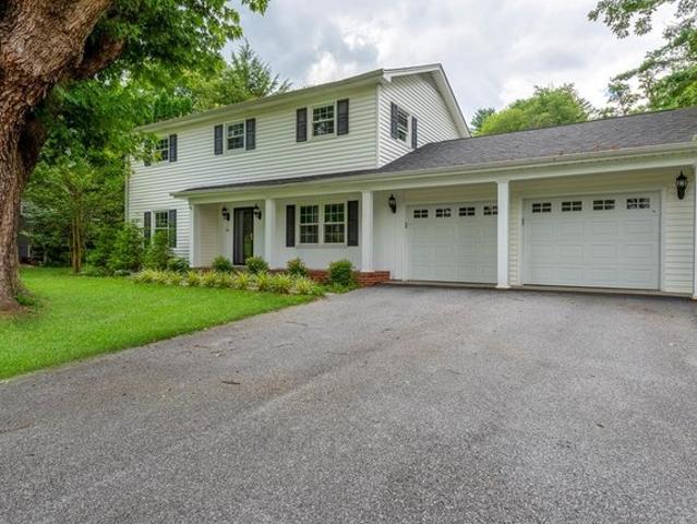 144 Mountain View Dr SW, Abingdon, VA 24211