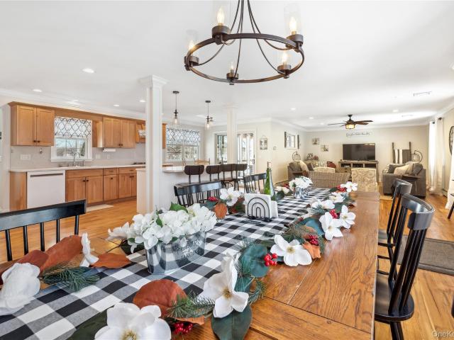 144 Manor Lane