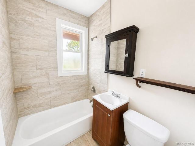 144 Mansion Street 5