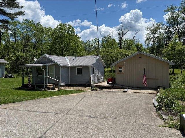 144 Scott Rd, New Salem, PA 15468