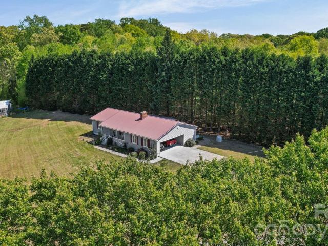 144 Pops Lake Road