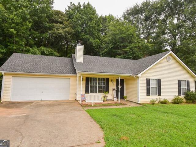 144 Pebble Creek Dr, Jackson, GA 30233