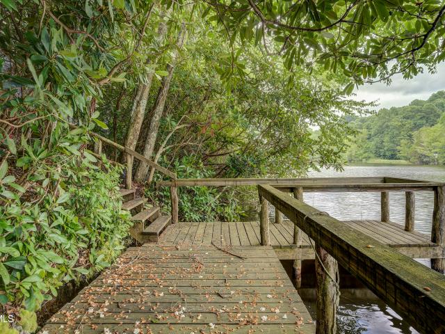 144 Ripshin Lake Road