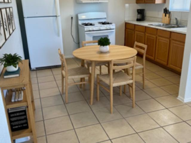 144 W Villaret Blvd, Unit 122