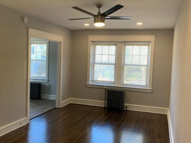 144 W Allens Ln