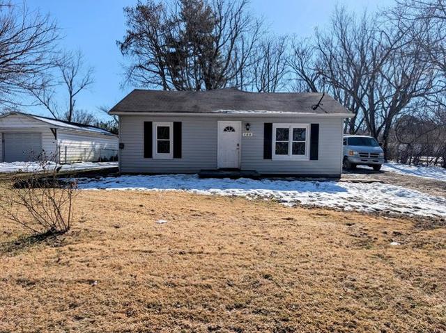 144 Water Tower Rd, Makanda, IL 62958