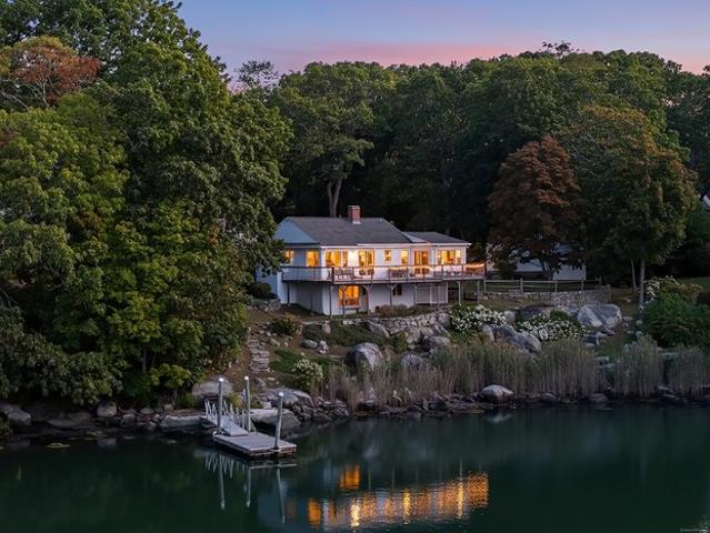 144 Warren Ave, Groton, CT 06355