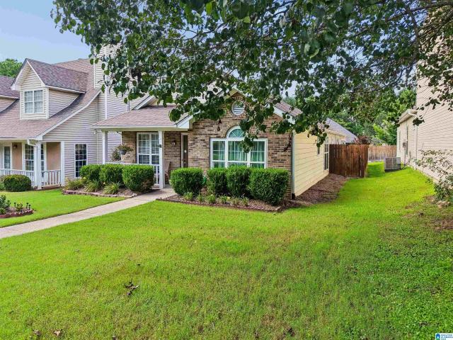 144 Warwick Circle