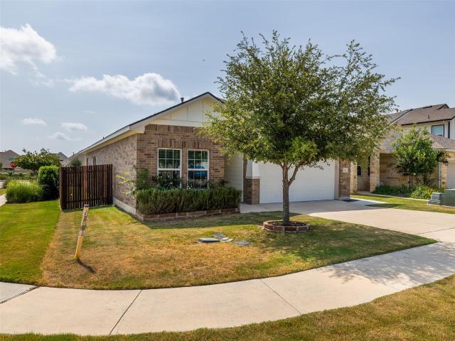 144 Winding Hollow Ln