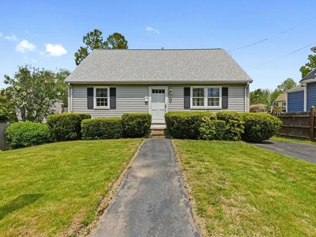 144 Tremont St, Peabody, MA 01960