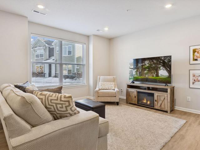 14548 Twin Lakes Circle