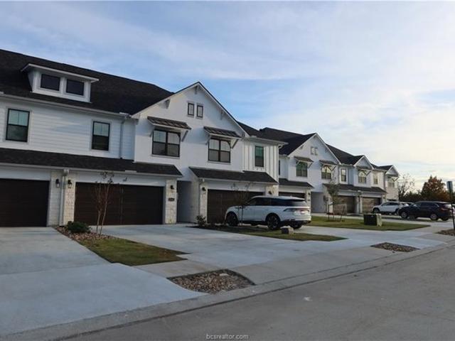 1454 Ailin Dr, College Station, TX 77845