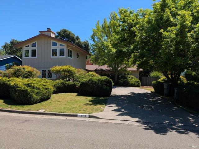 1454 Escalero Rd, Santa Rosa, CA 95409