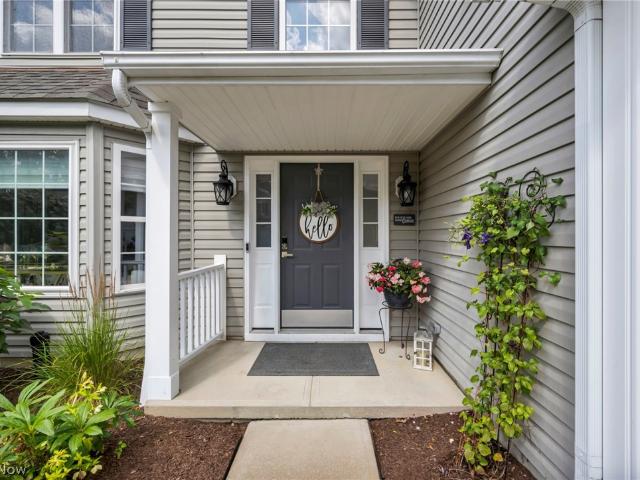 1454 Hollow Wood Lane