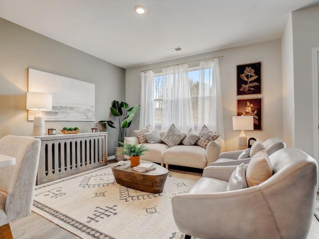 1454 Lexington Way
