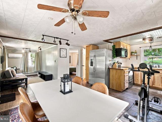 1454 Pin Oak Road