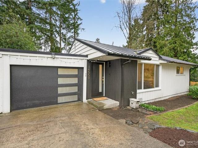 14551 Ashworth Ave N, Shoreline, WA 98133