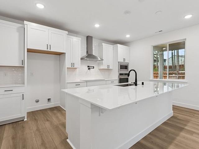 14554 rd Ave E, Bonney Lake, WA 98391