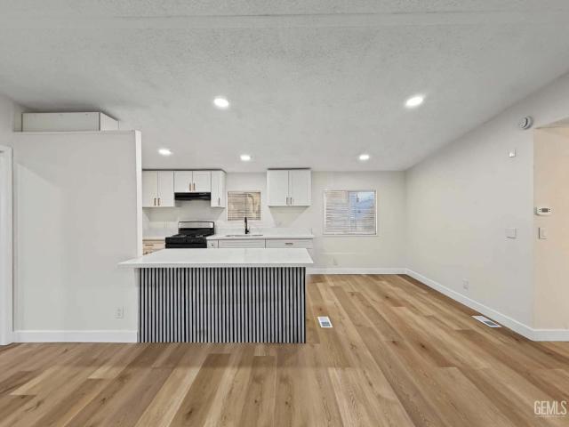 14556 E Tehachapi Boulevard # 30