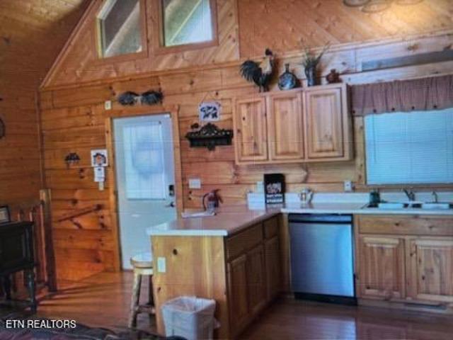 1455 Mountain Dreams Way