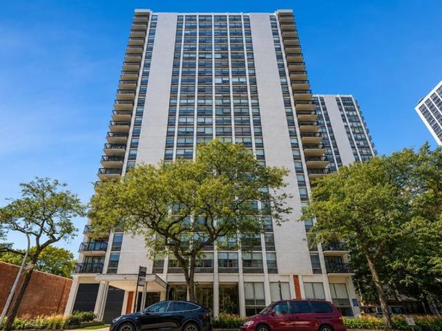 1455 N Sandburg Ter Unit 2306B, Chicago, IL 60610
