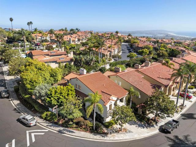 1455 Caminito Solidago, La Jolla, CA 92037 | MLS #260008