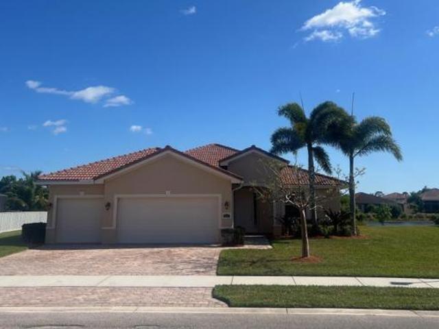 1455 SE Conference Cir, Stuart, FL 34997