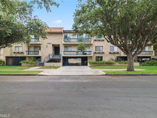 14560 Clark St Unit 215, Sherman Oaks, CA 91411
