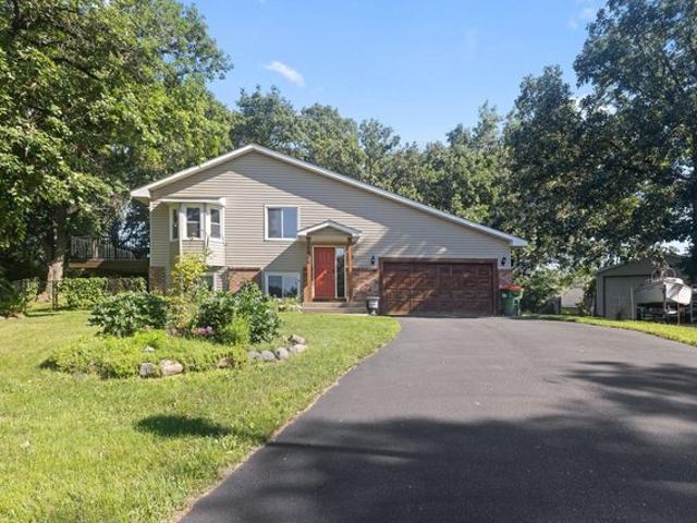 14566 Kerry St NW, Andover, MN 55304