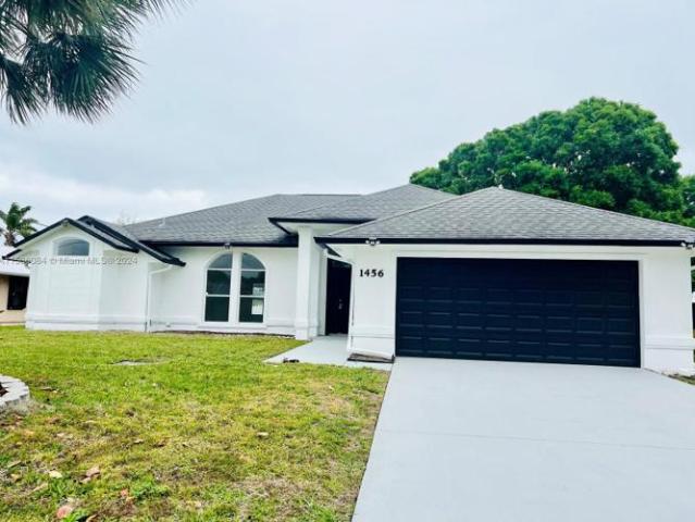 1456 Bevan Dr, Sebastian, FL 32958