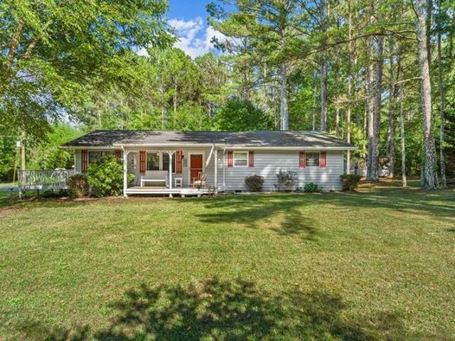 1456 Joe Thompson Rd, Rocky Face, GA 30740