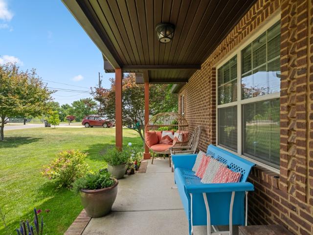 1456 Rustys Ln