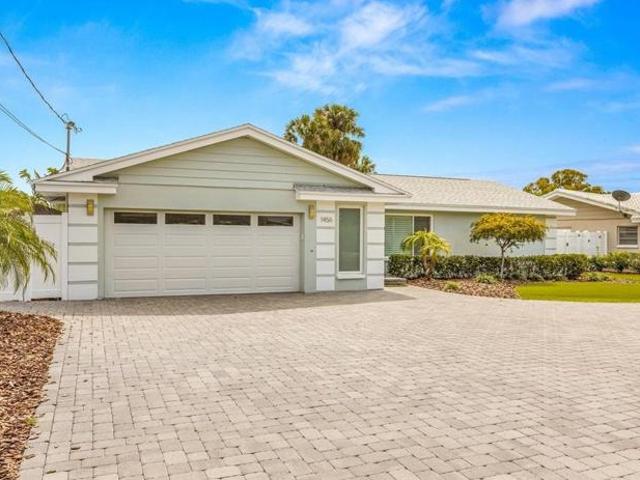 1456 40th Ave NE, Saint Petersburg, FL 33703